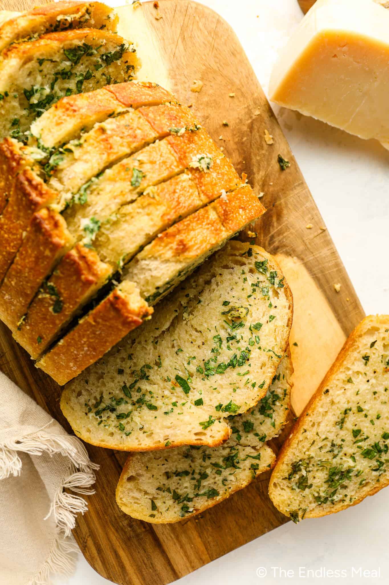 Dinner Party Worthy Garlic Bread