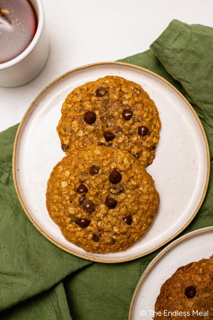 One Big Oatmeal Cookie (in the oven in 5 minutes!)