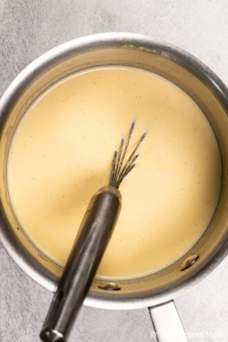 Homemade Vanilla Ice Cream (Incredibly Creamy!)